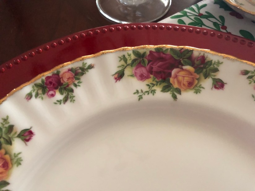 Setting the Table: Old Country Roses by Royal Albert – Small Simple ...